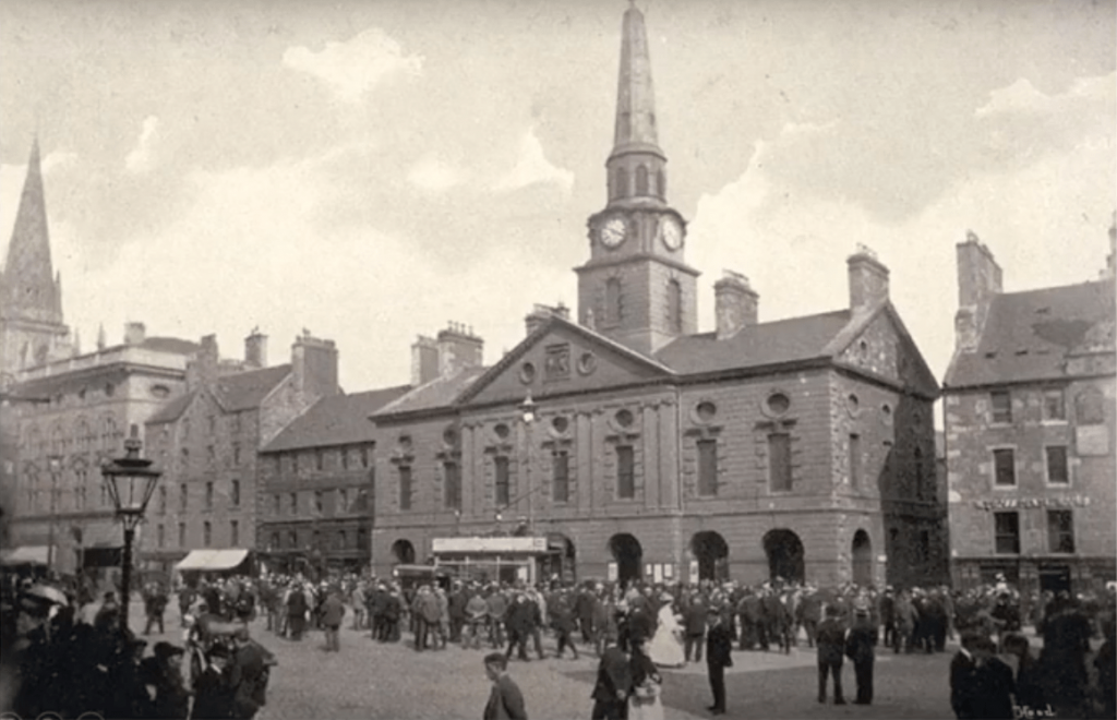 The University Archives: Dundee Town House (Video) – University culture