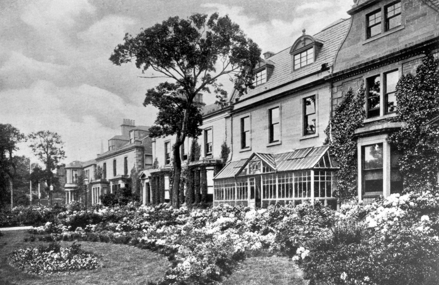 140 years of Higher Education in Dundee – University culture