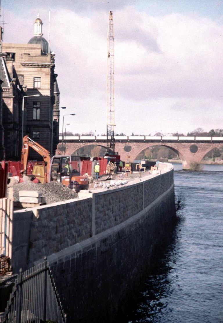 Remembering the Great Tay Flood of January 1993 – Dundee Hydrology